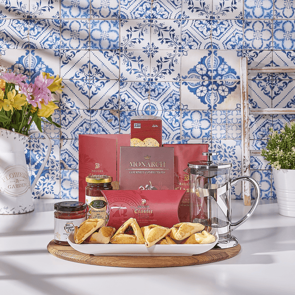 The ‘Coffee Break’ Gift Basket – Kosher Gifts – Canada delivery ...